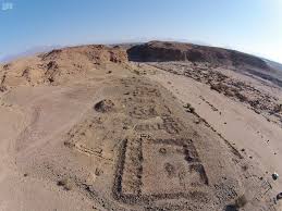 The rock art and remnants of old civilizations in Kalwa site of Tabuk